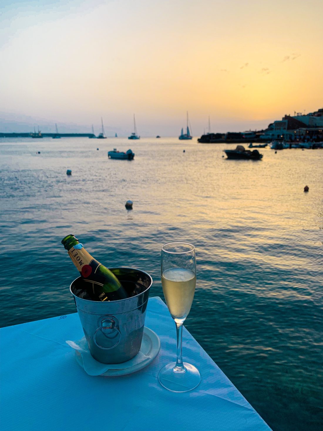 The Ultimate Jetset Santorini, Greece Travel Guide - JetsetChristina
