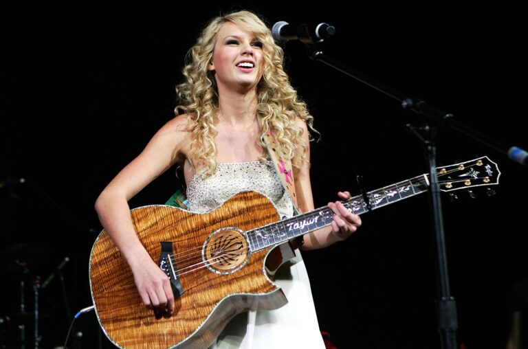 The Best Taylor Swift Eras Tour Instagram Captions for your Concert IG ...
