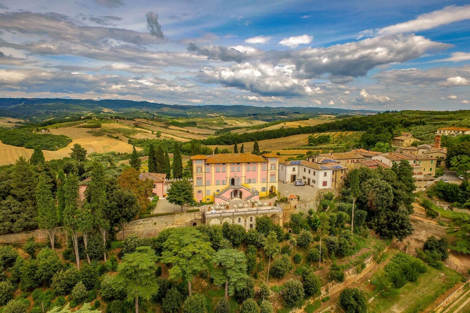 The Ultimate Jetset Guide to Tuscany - JetsetChristina